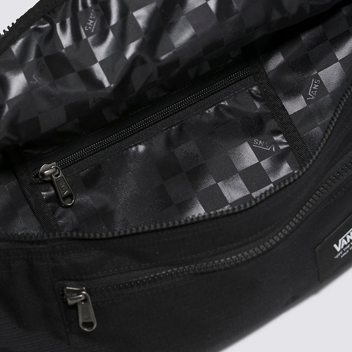 Ward Cross Body, Black Ripstop – EXOSHOP